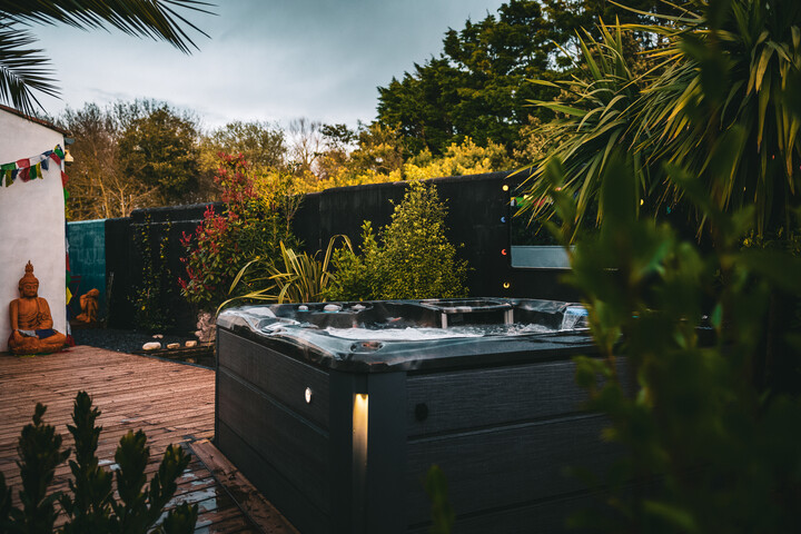 Hot Tub Installation - 6 Steps To Stress-Free Setup
