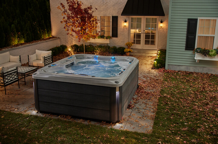 How To Find Your Ideal Backyard Hot Tub in Kitchener